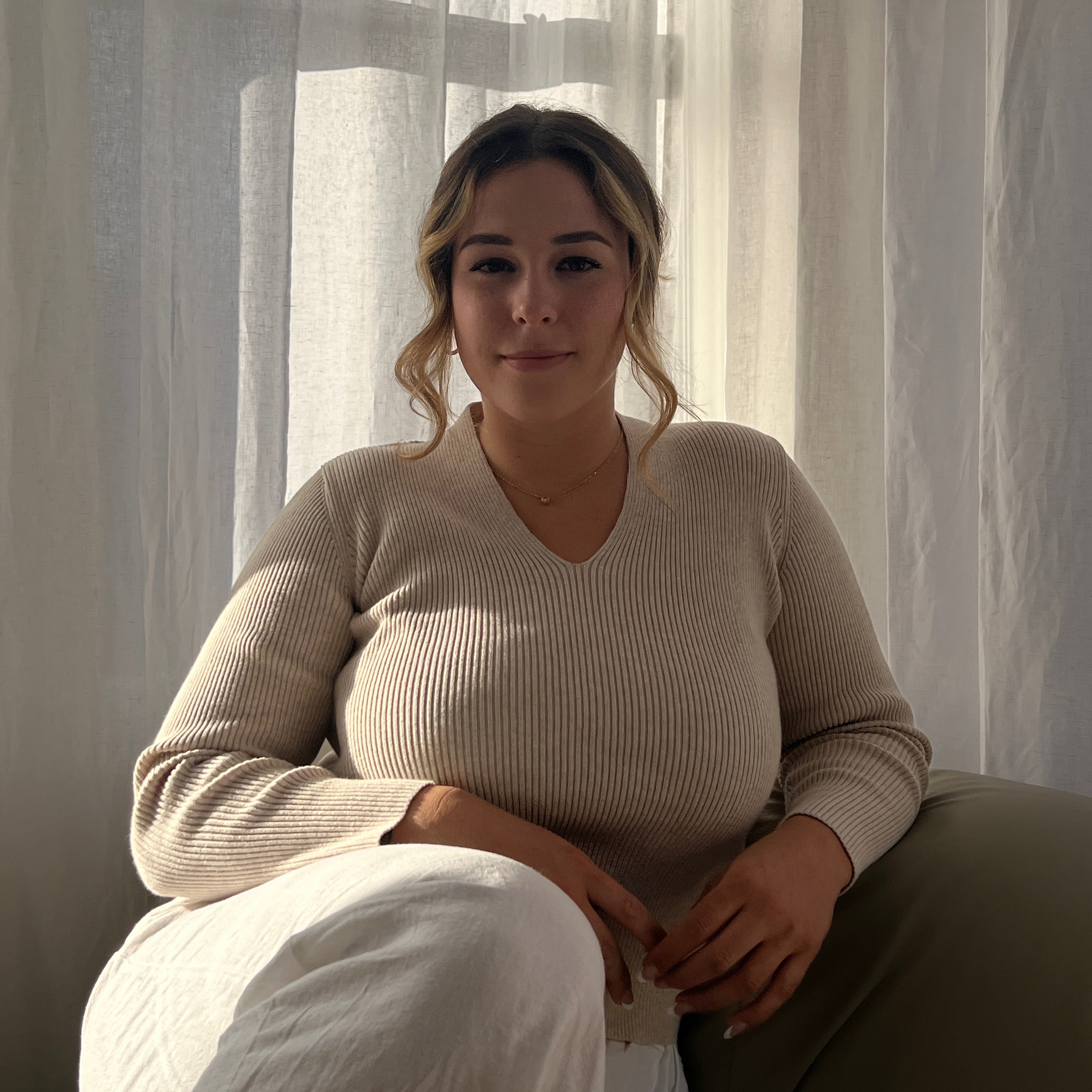 6 THINGS WITH JORDAN PERRY – INK + PORCELAIN